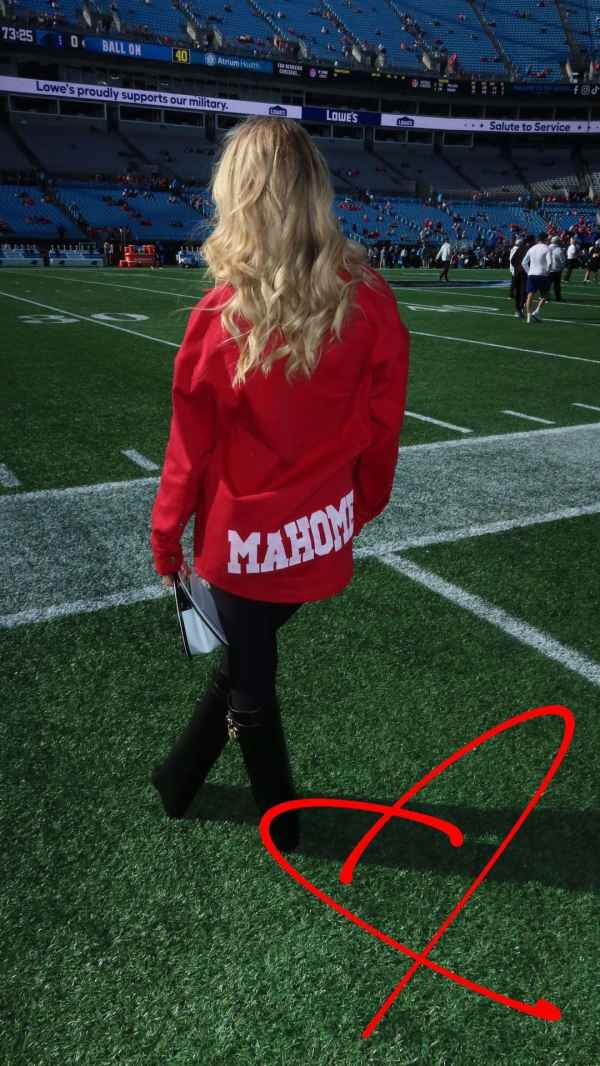 Brittany Mahomes Slays Game Day Style at Chiefs vs. Panthers Game | Us ...