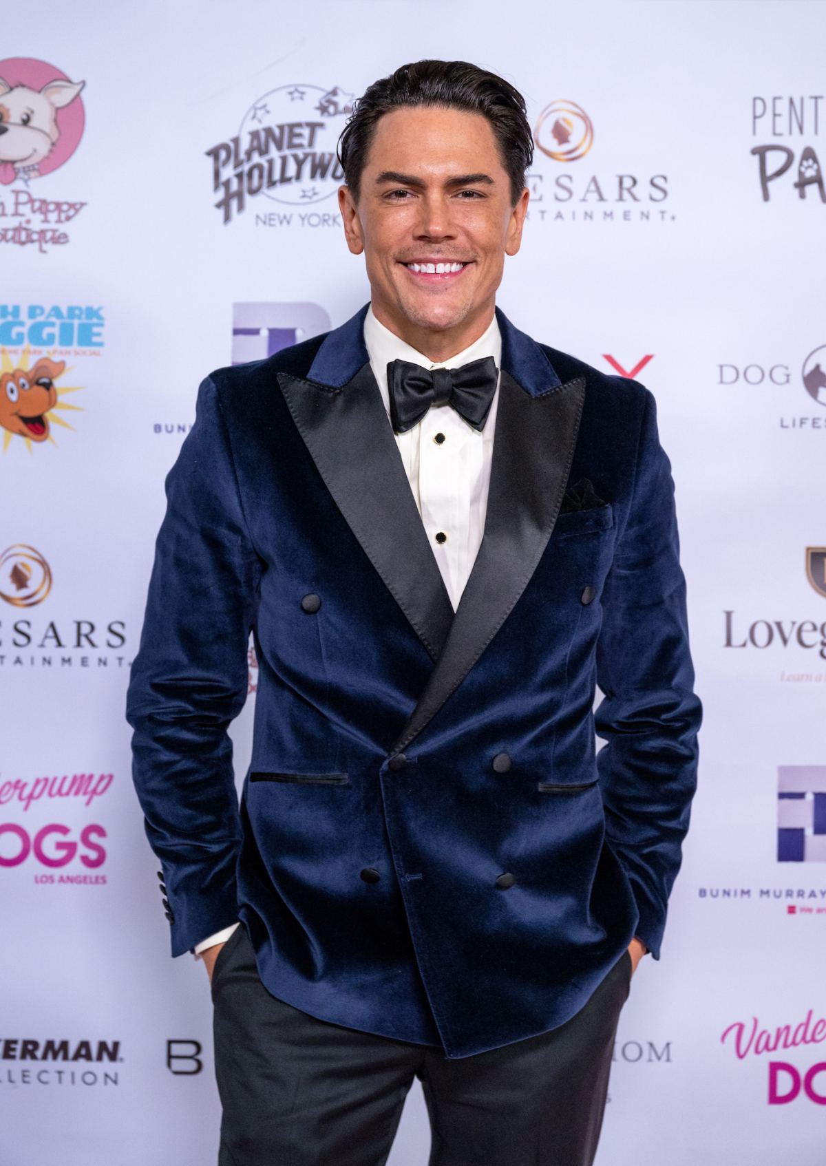 Chrishell Stause Excludes Tom Sandoval’s Photo While Promoting ...
