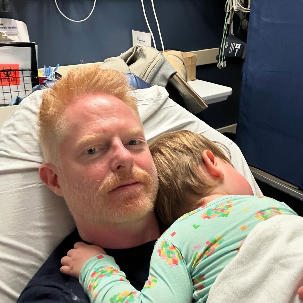 Jesse Tyler Ferguson and Julie Bowen's Kids Spent Thanksgiving in ER ...