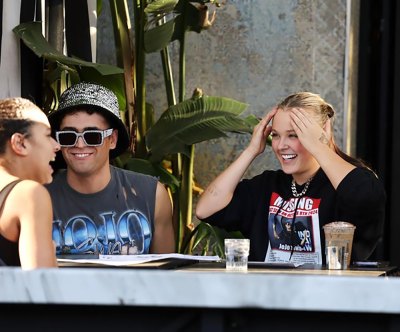 JoJo Siwa, Girlfriend Dakayla Wilson Break Up After 3 Months of Dating ...