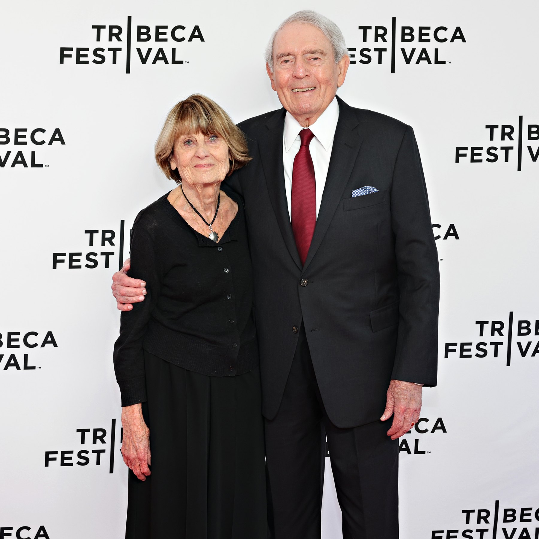 Dan Rather Mourns Death of Wife Jean at Age 89 | Us Weekly