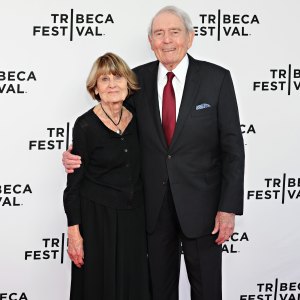 Dan Rather Mourns Death of Wife Jean at Age 89 | Us Weekly