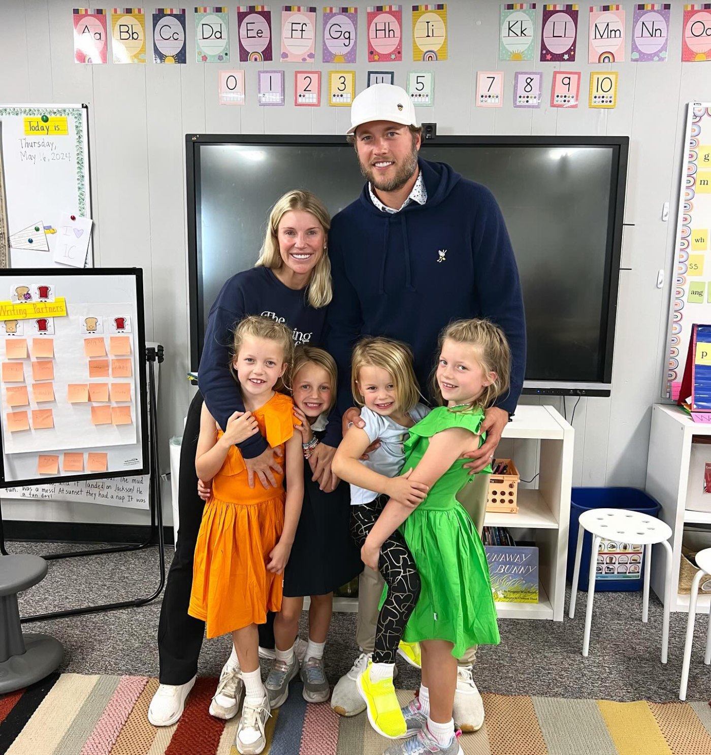 Kelly and Matthew Stafford Dress Up as Taylor Swift and Travis Kelce ...