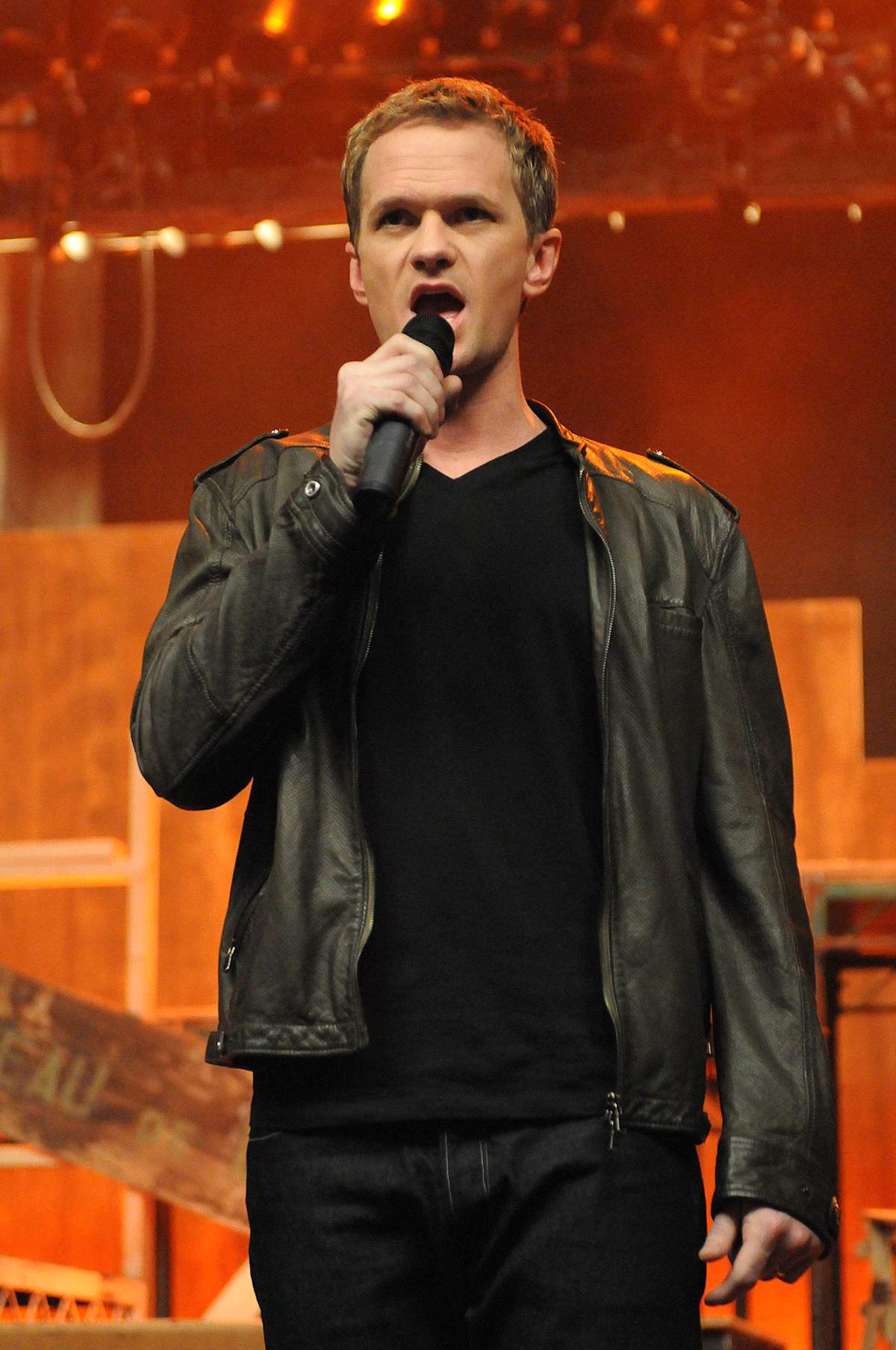 Neil Patrick Harris Praises Darren Criss, Says He’s ‘Part Robot’ | Us ...
