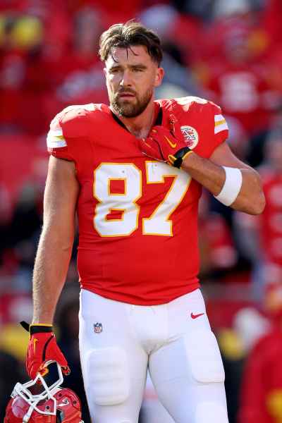 Travis Kelce's Hella Good (Facial) Hair Evolution Through the Years ...