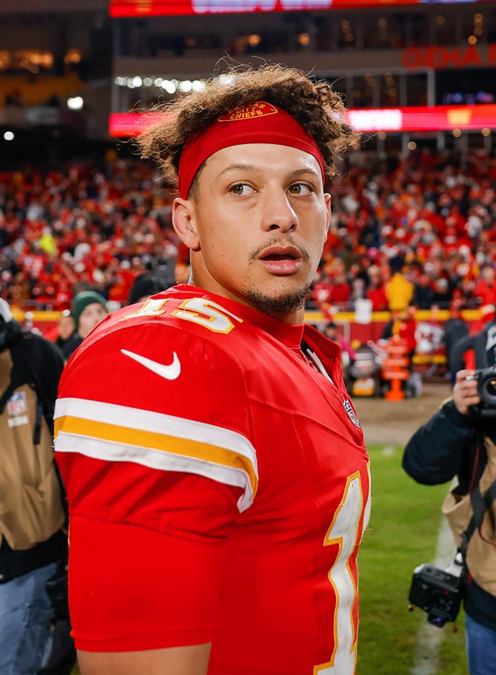 Travis Hunter Says Travis Kelce and Patrick Mahomes Need 24/7 Security ...