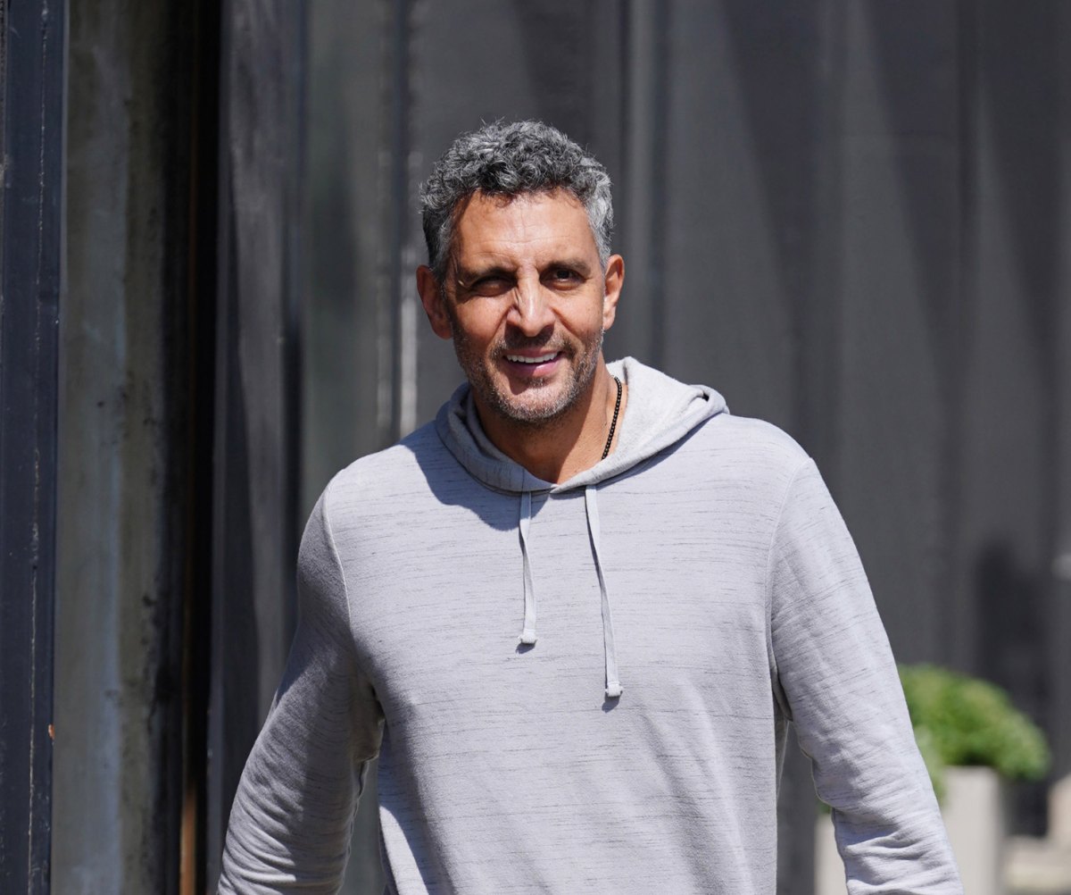 Every Woman Spotted With Mauricio Umansky After Kyle Richards Split ...