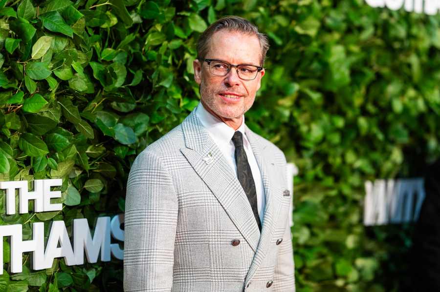Guy Pearce Thinks Death Defying Acts Failed Because of Harvey Weinstein ...