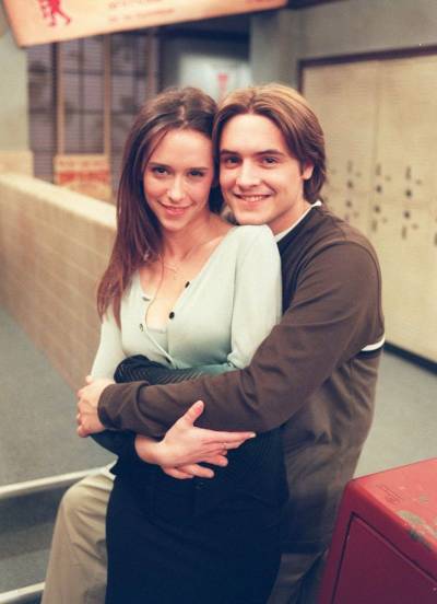 Jennifer Love Hewitt Recalls Boy Meets World Cameo With Ex Will Friedle ...