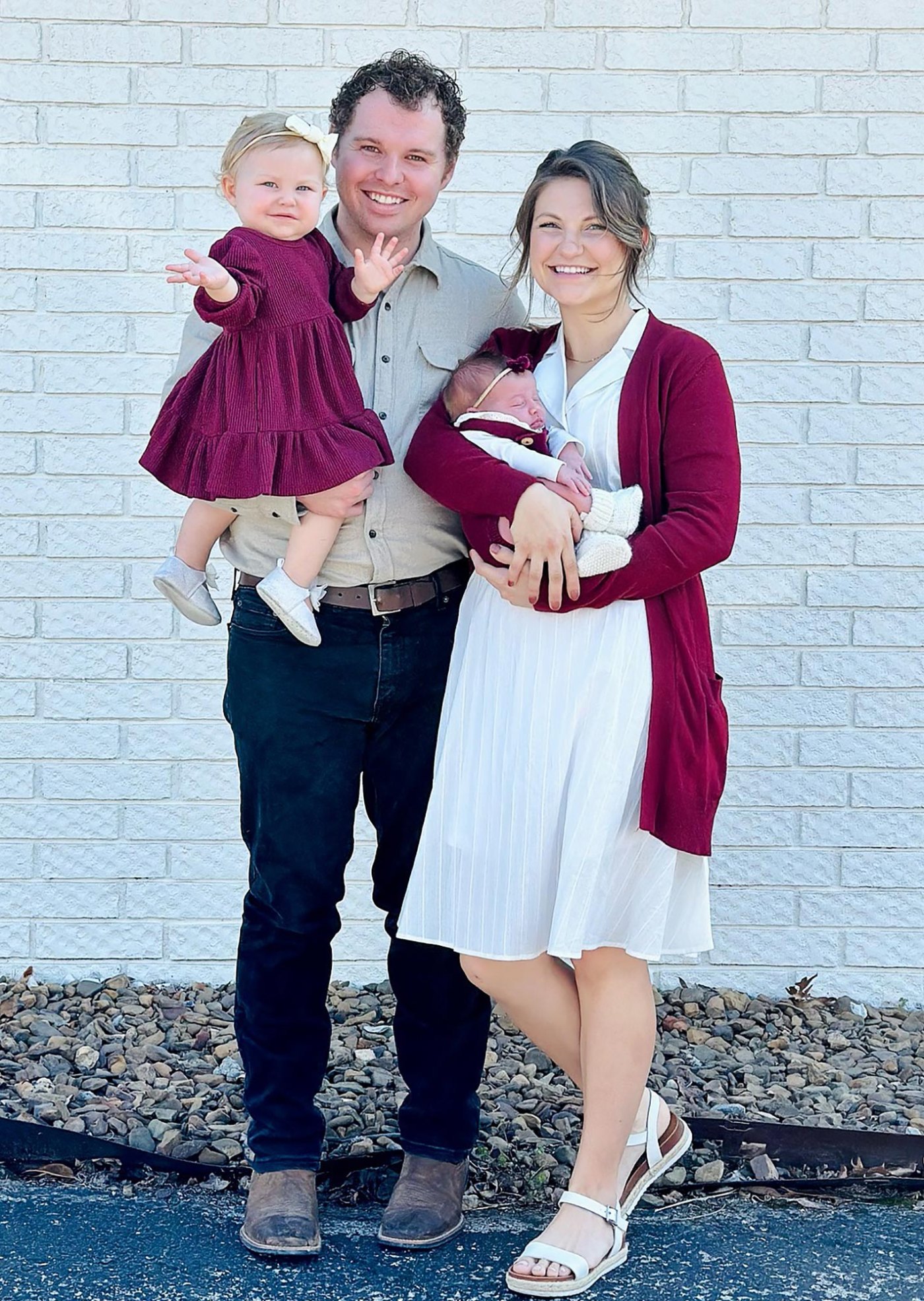 Jeremiah Duggar and Wife Hannah Duggar Expecting Baby No. 3 | Us Weekly