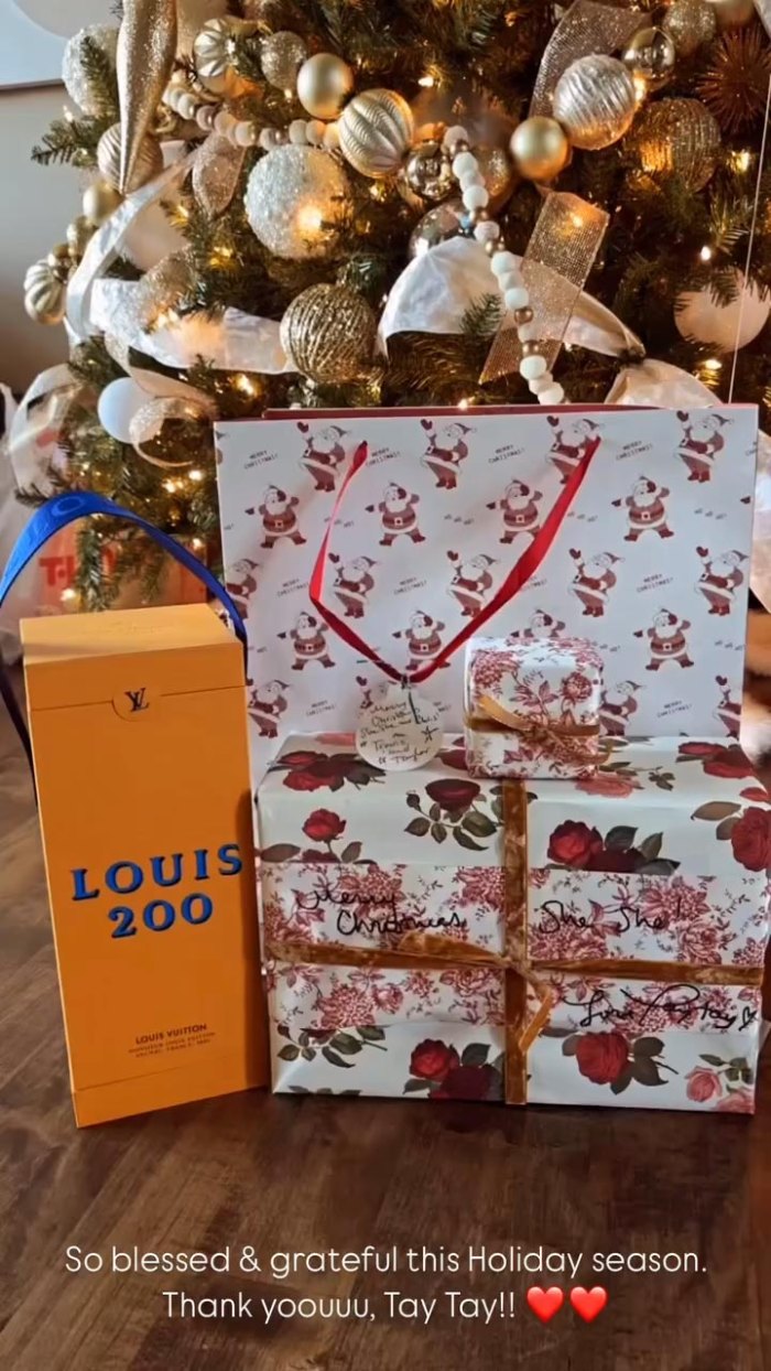 Taylor Swift, Travis Kelce Send Holiday Gift to Chris Jones, Sheawna ...
