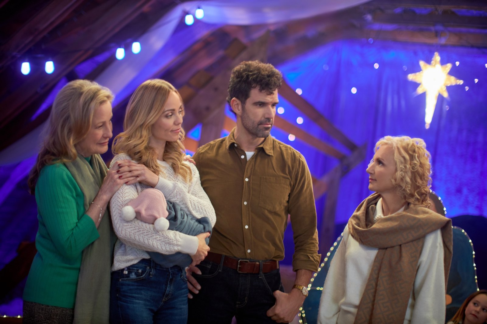 What You’ll Find in (Almost) Every Hallmark Holiday Movie: Santa, More ...