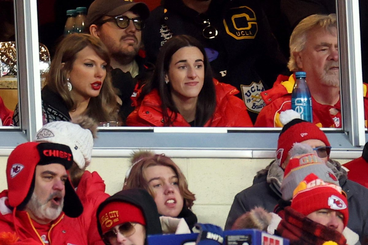 Everyone Taylor Swift Sat With at Chiefs Games During 2024-25 Season ...