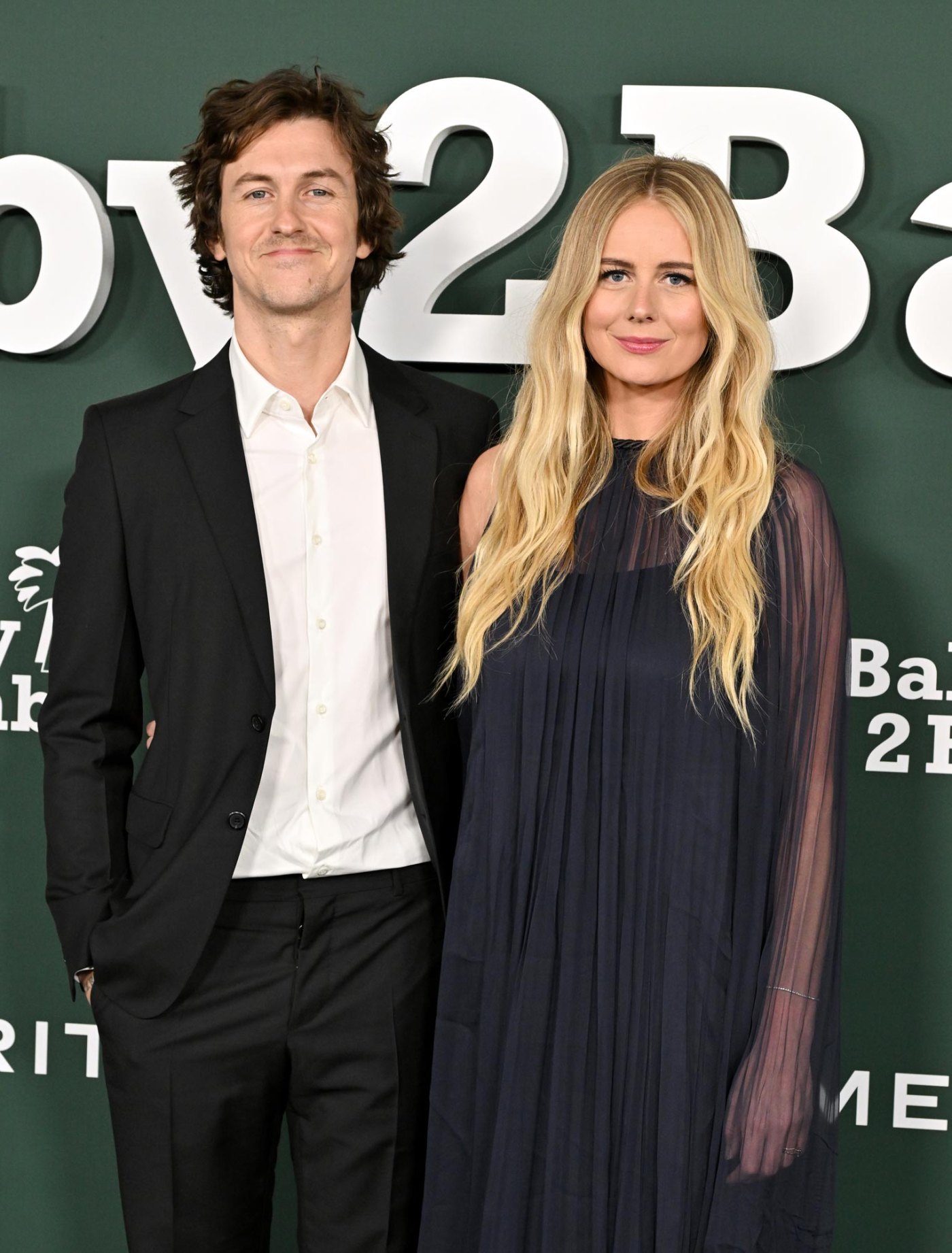 Nobody Wants This' Justine Lupe Gushes Over Partner Tyson Mason | Us Weekly
