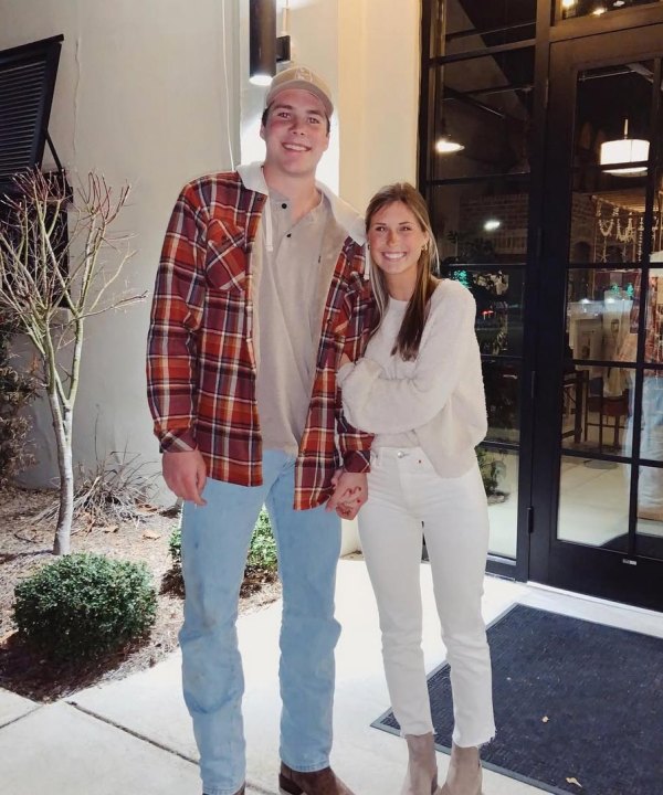 Notre Dame QB Riley Leonard, Girlfriend Molly's Relationship Timeline ...