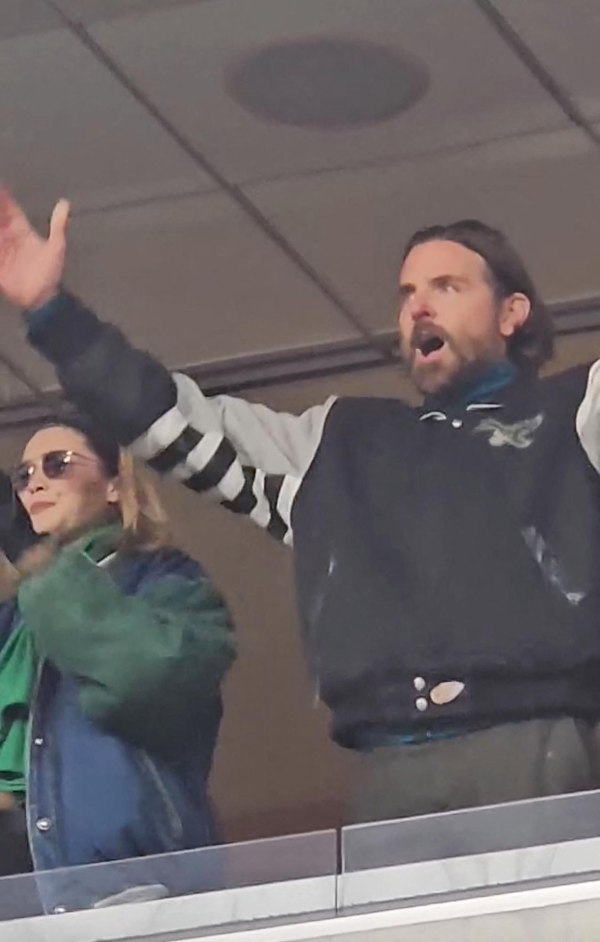 Bradley Cooper, Gigi Hadid Cheer on Philadelphia Eagles at NFL Playoff ...