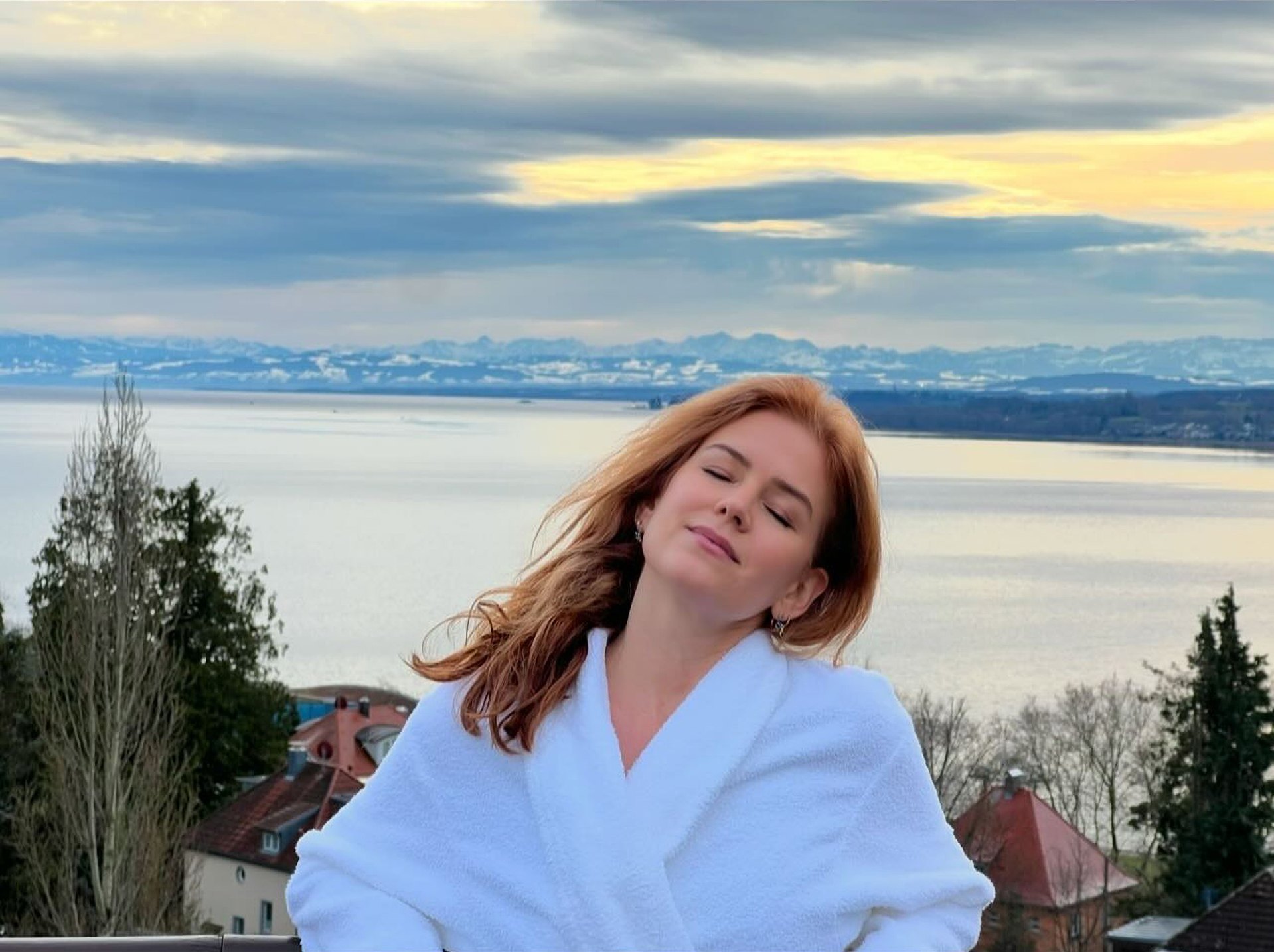 Isla Fisher Celebrated the New Year With 6 Days of Therapeutic Fasting ...