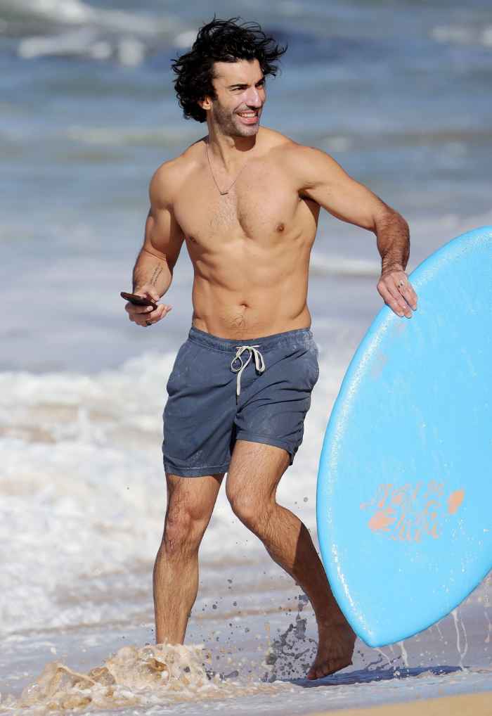 Justin Baldoni sin camisa disfruta de unas vacaciones en Hawái | Us Weekly