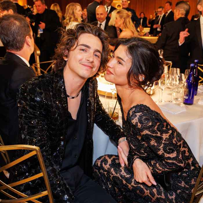 Kylie Jenner "ama estar a su lado" para animar a Timothée Chalamet | Us ...