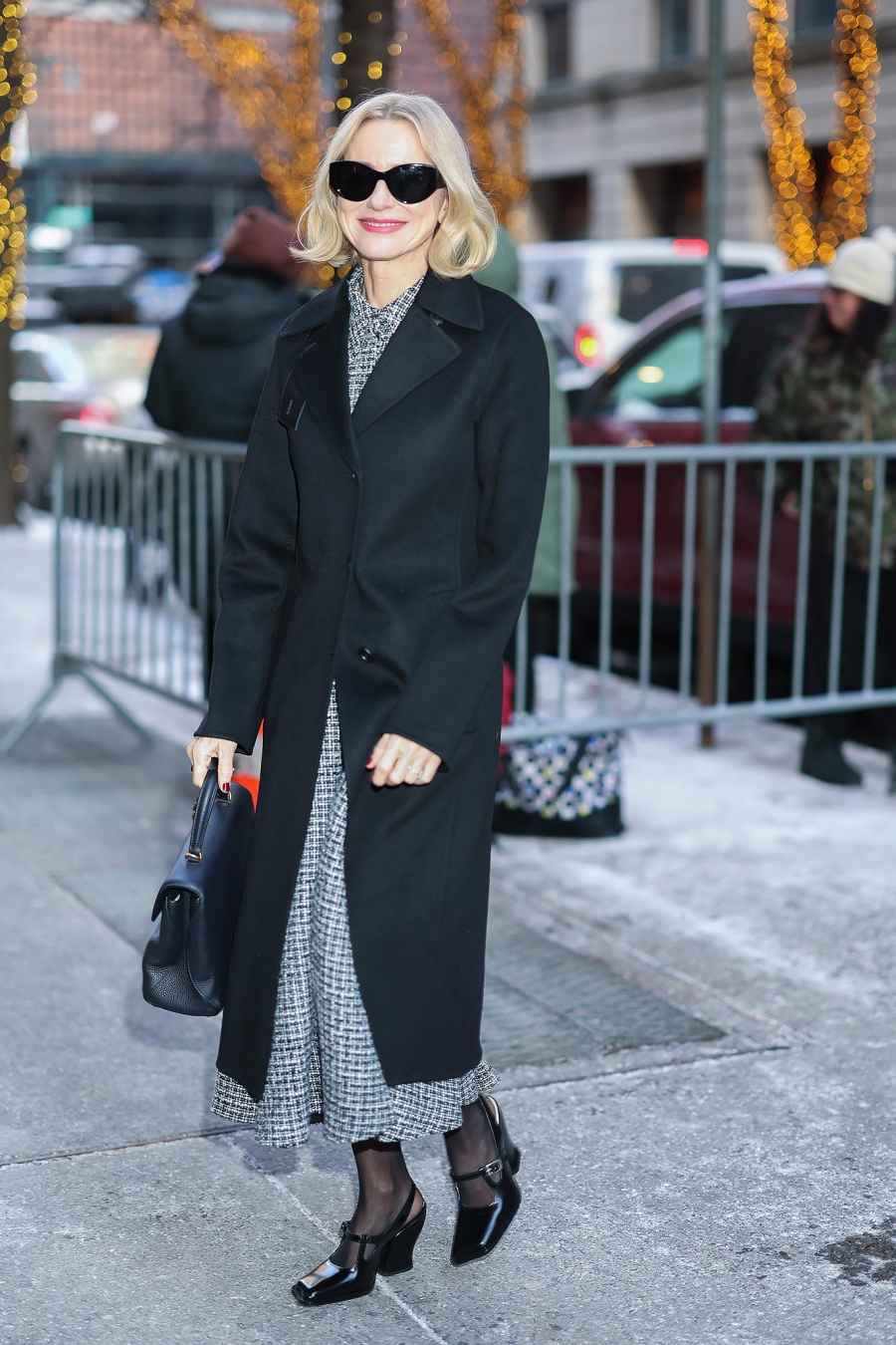 Naomi Watts Has 4 Quick-Changes While Promoting Book on Menopause | Us ...