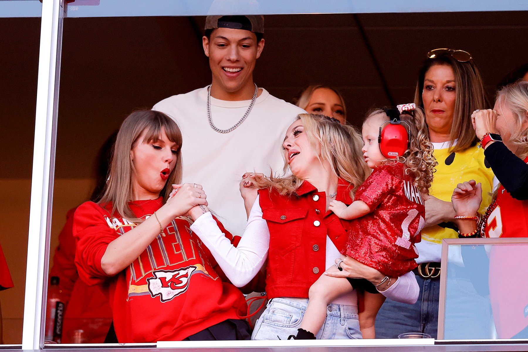 Inside Taylor Swift’s Chiefs Suite: Former Attendees Speak Out | Us Weekly