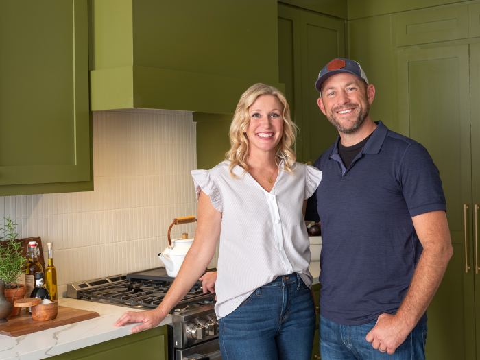 HGTV Stars Dave and Jenny Marrs Settle Remodeling Lawsuit Before Trial ...