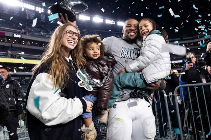 Eagles' Saquon Barkley Engaged to Anna Congdon Before 2025 Super Bowl ...