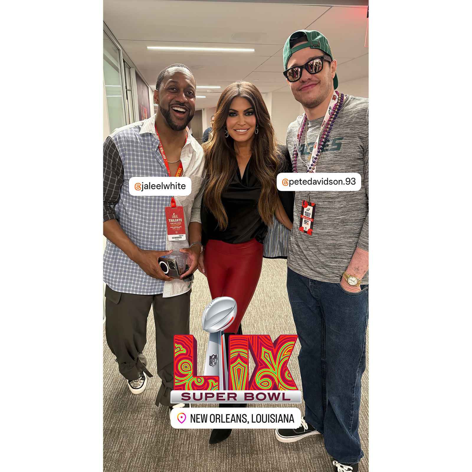 Donald Trump Jr. Ex Kimberly Guilfoyle, Kevin Costner Pose at Super ...