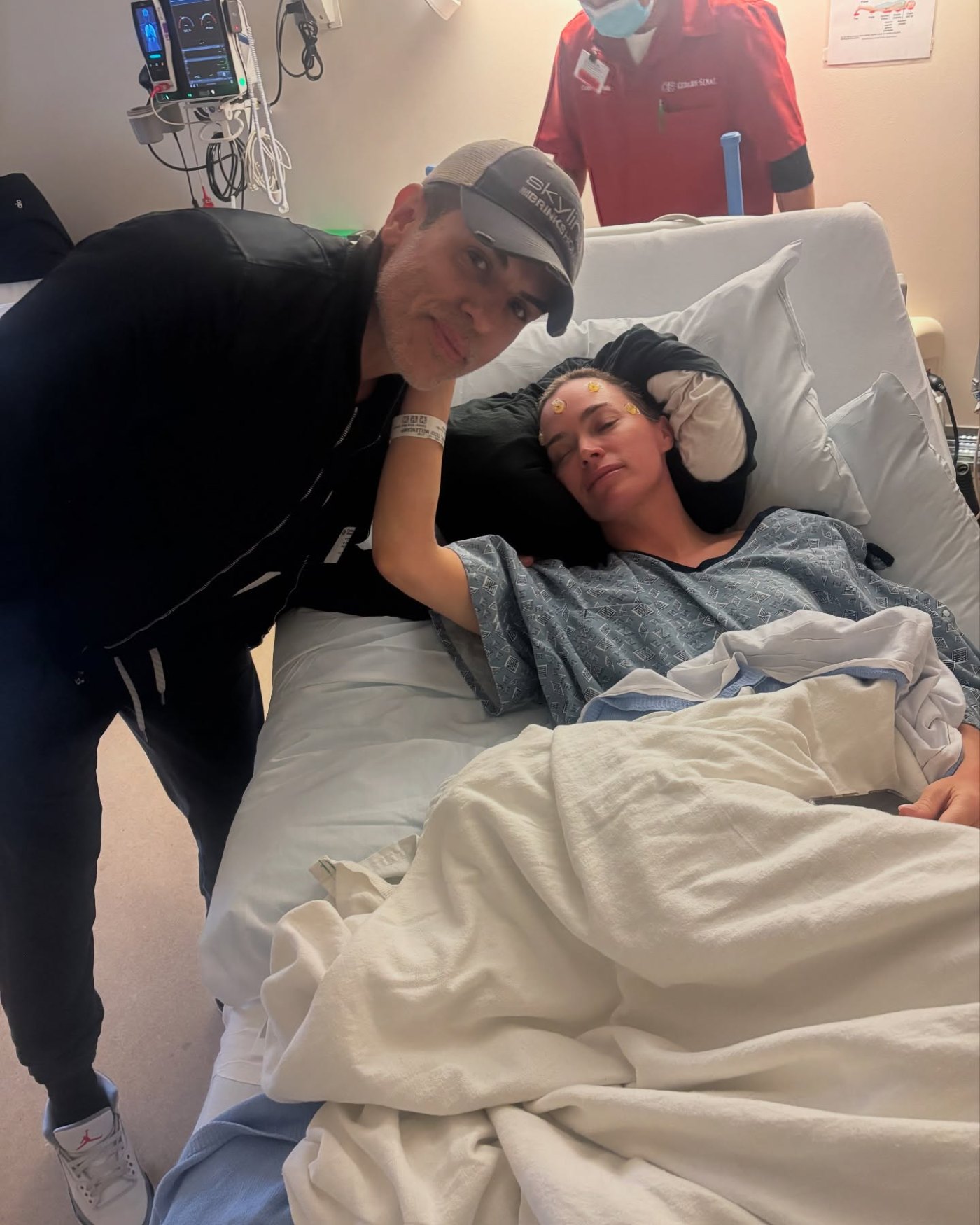 Edwin Arroyave Is Choosing 'Faith' After Teddi Mellencamp’s Surgery ...