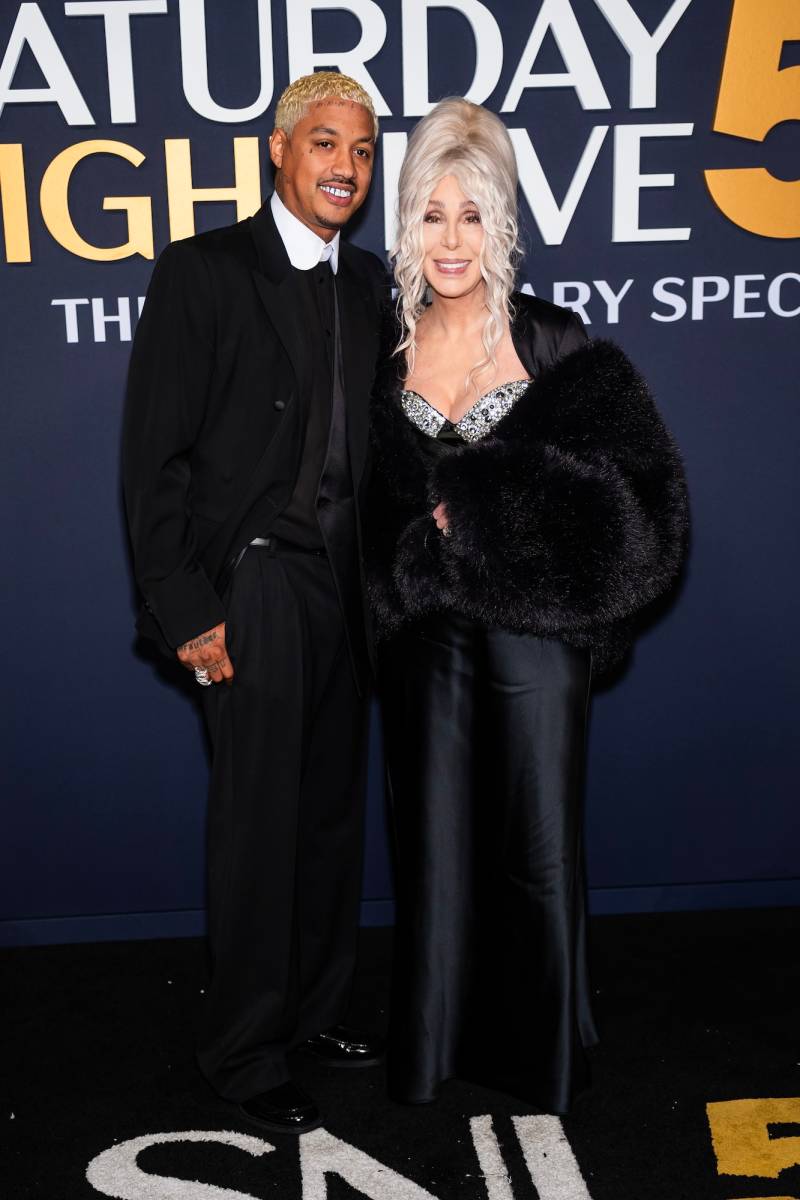 Cher and Boyfriend AE Edwards Enjoy Loved-Up SNL 50 Red Carpet Date ...