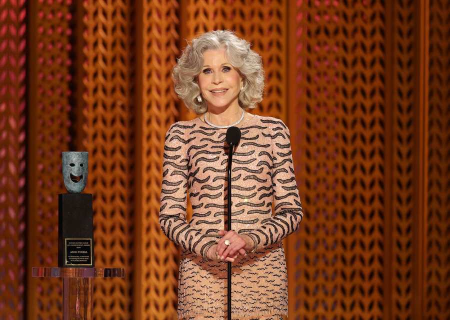 Jane Fonda Receives Life Achievement Award at 2025 SAG Awards | Us Weekly