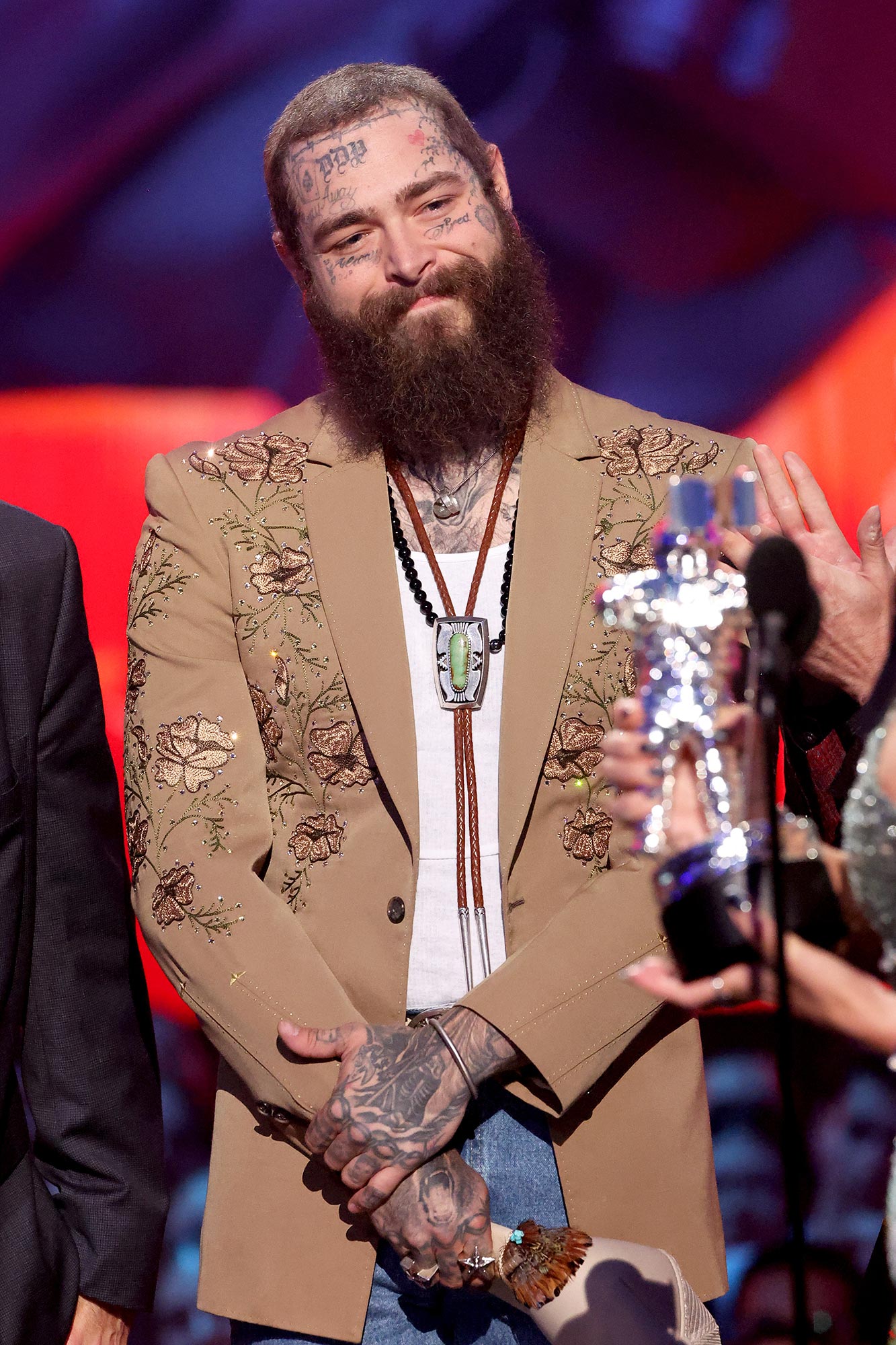Post Malone's Dad Worked for Cowboys Before Thanksgiving Halftime Show ...