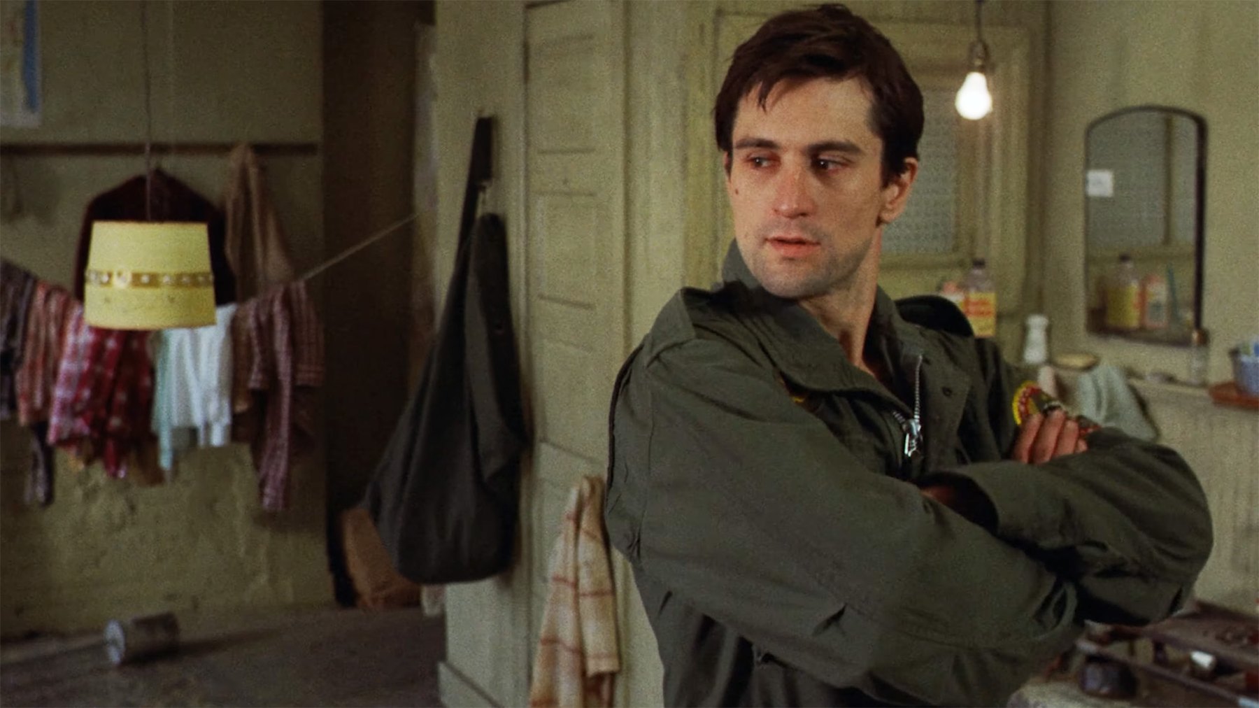 Robert De Niro Reveals True Story Behind Iconic Taxi Driver Scene | Us ...