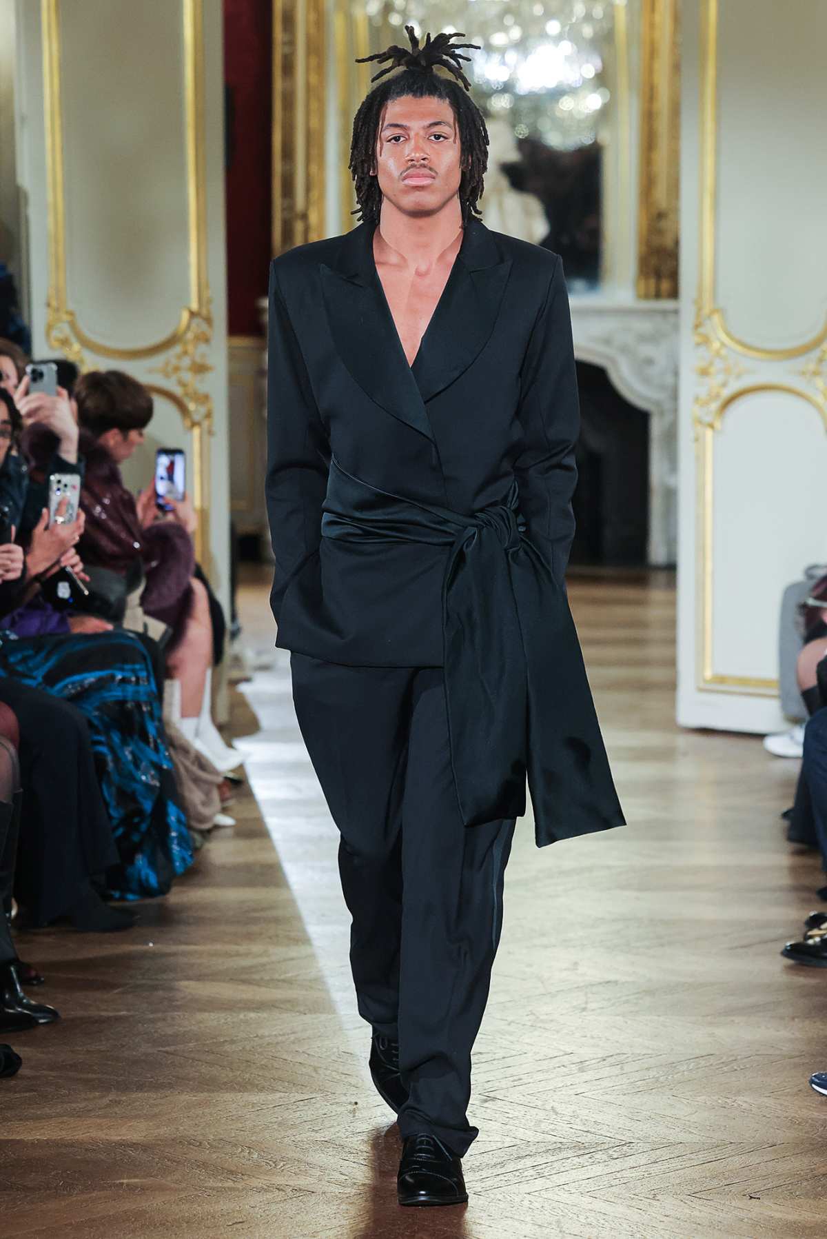 Seal Reacts Son Henry, 19, Making Fashion Week Runway Debut (Excl) | Us ...