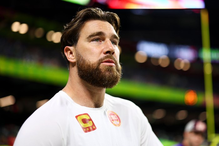 Travis Kelce Cried in Speech to Teammates Before Super Bowl: Report ...