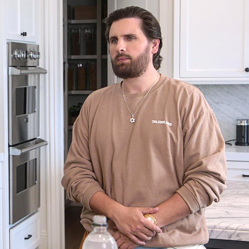 Scott Disick solo da $2 dólares de propina en un pedido de $50 | Us Weekly