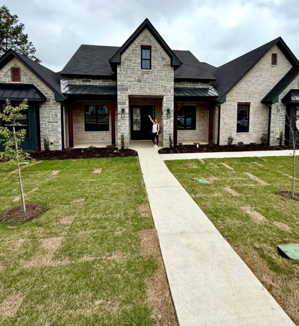 Patrick Mahomes and Family 'Surprise' Mom Randi With New House | Us Weekly