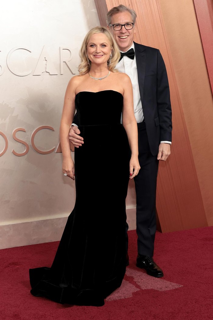 Amy Poehler, Boyfriend Joel Lovell Make Red Carpet Debut at 2025 Oscars ...