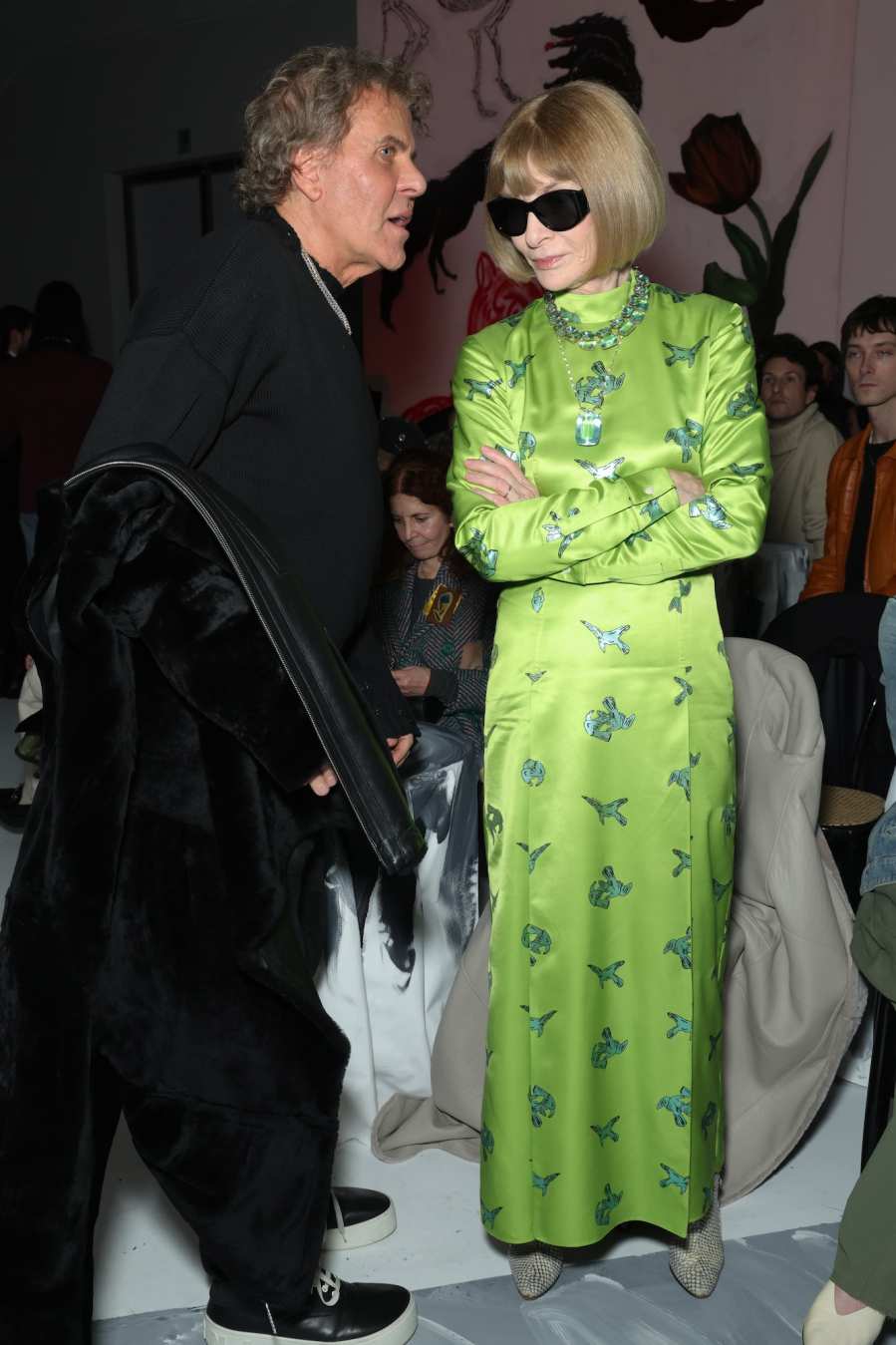 Vogue’s Anna Wintour Only Packed 1 Pair of Boots for Fashion Week | Us ...