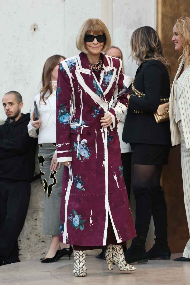 Vogue’s Anna Wintour Only Packed 1 Pair of Boots for Fashion Week | Us ...
