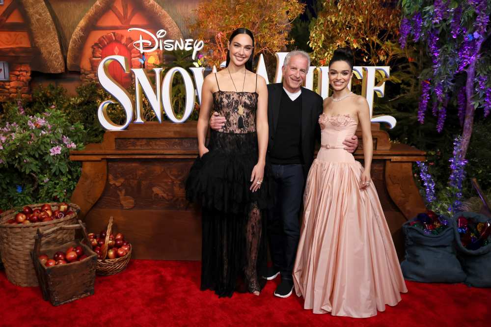 Rachel Zegler, Gal Gadot Attend Snow White Premiere Amid Controversy ...