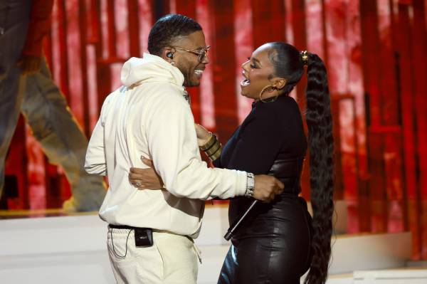 Ashanti and Nelly Share Kiss on Stage at 2025 iHeartRadio Music Awards ...