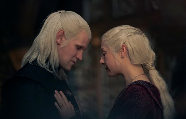 Memorable Incest Scenes in TV, Movies: White Lotus, Monsters and More ...