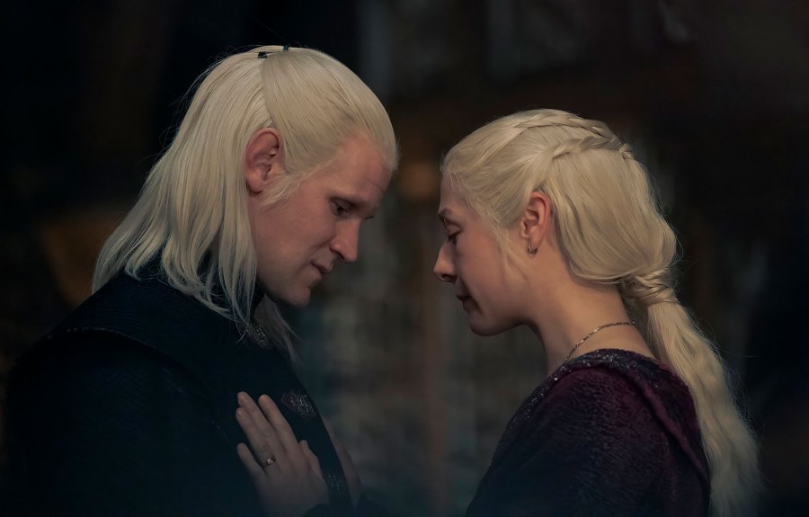 Memorable Incest Scenes in TV, Movies: White Lotus, Monsters and More ...