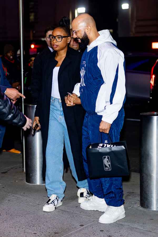 Jennifer Hudson Hit in the Face by Basketball at New York Knicks Game ...