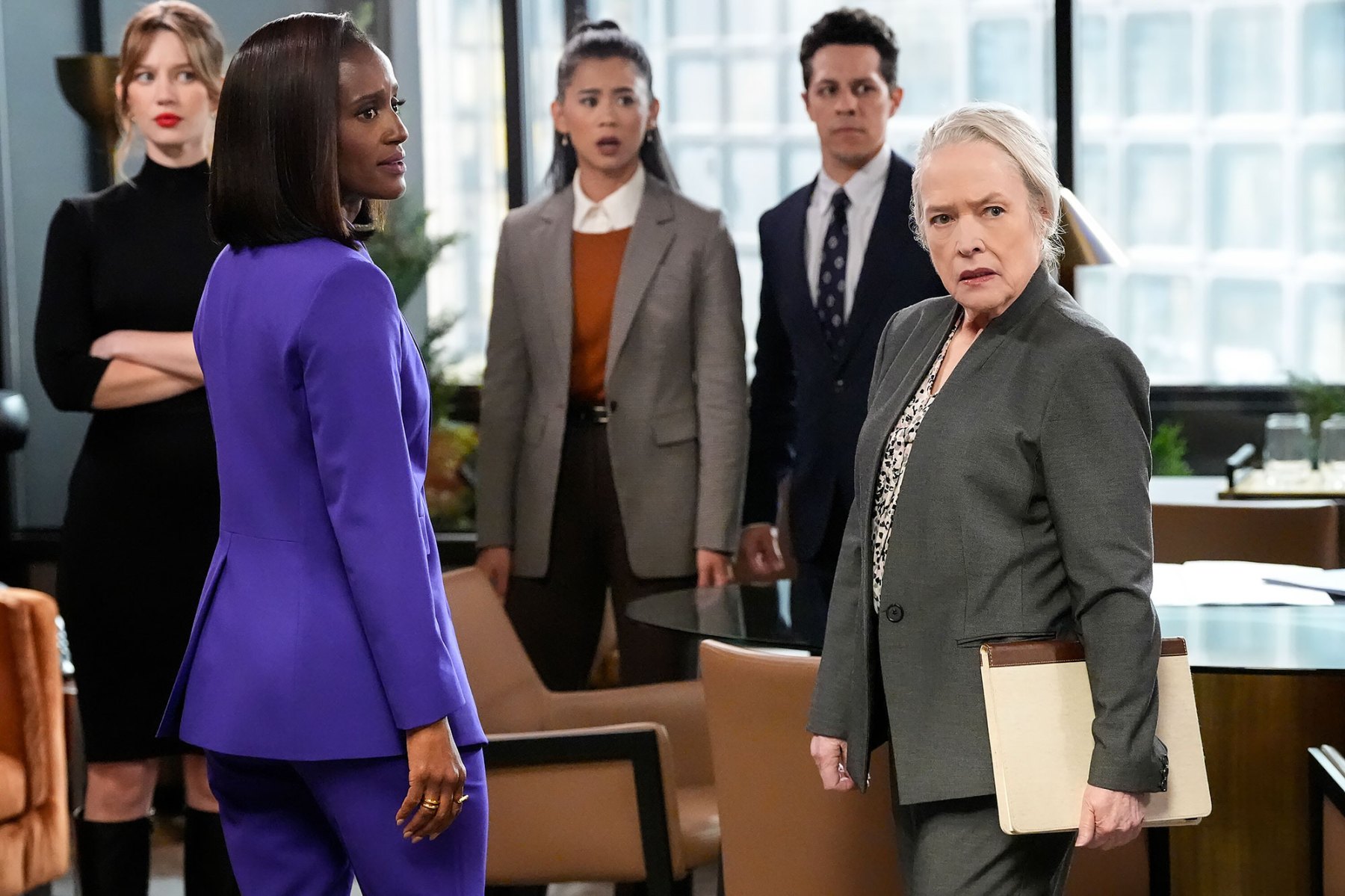 How the Matlock Finale Will Set Up 'Amazing Guest Stars' for Season 2 ...