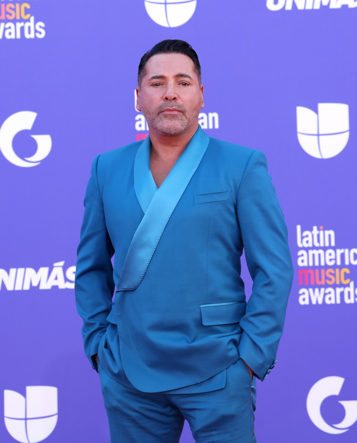 Oscar De La Hoya on Coping With Alcohol Use, Depression: It's All ...