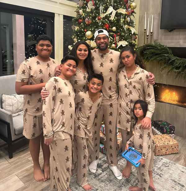 Pro Golfer Tony Finau’s Family Guide: Wife Alayna Finau and 6 Kids | Us ...