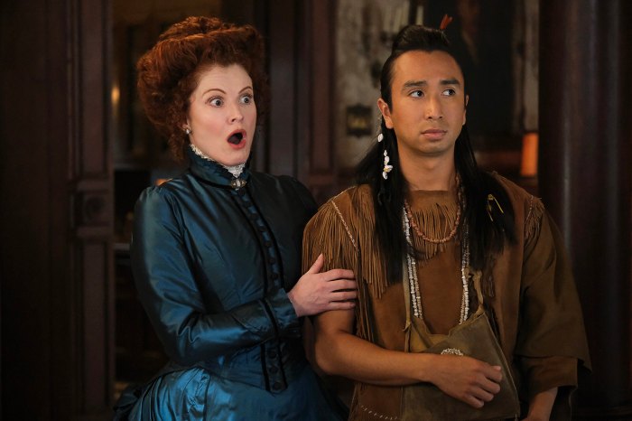 Ghost's Rebecca Wisocky Talks Hetty’s Power Reveal, TV Show She'd Haunt ...
