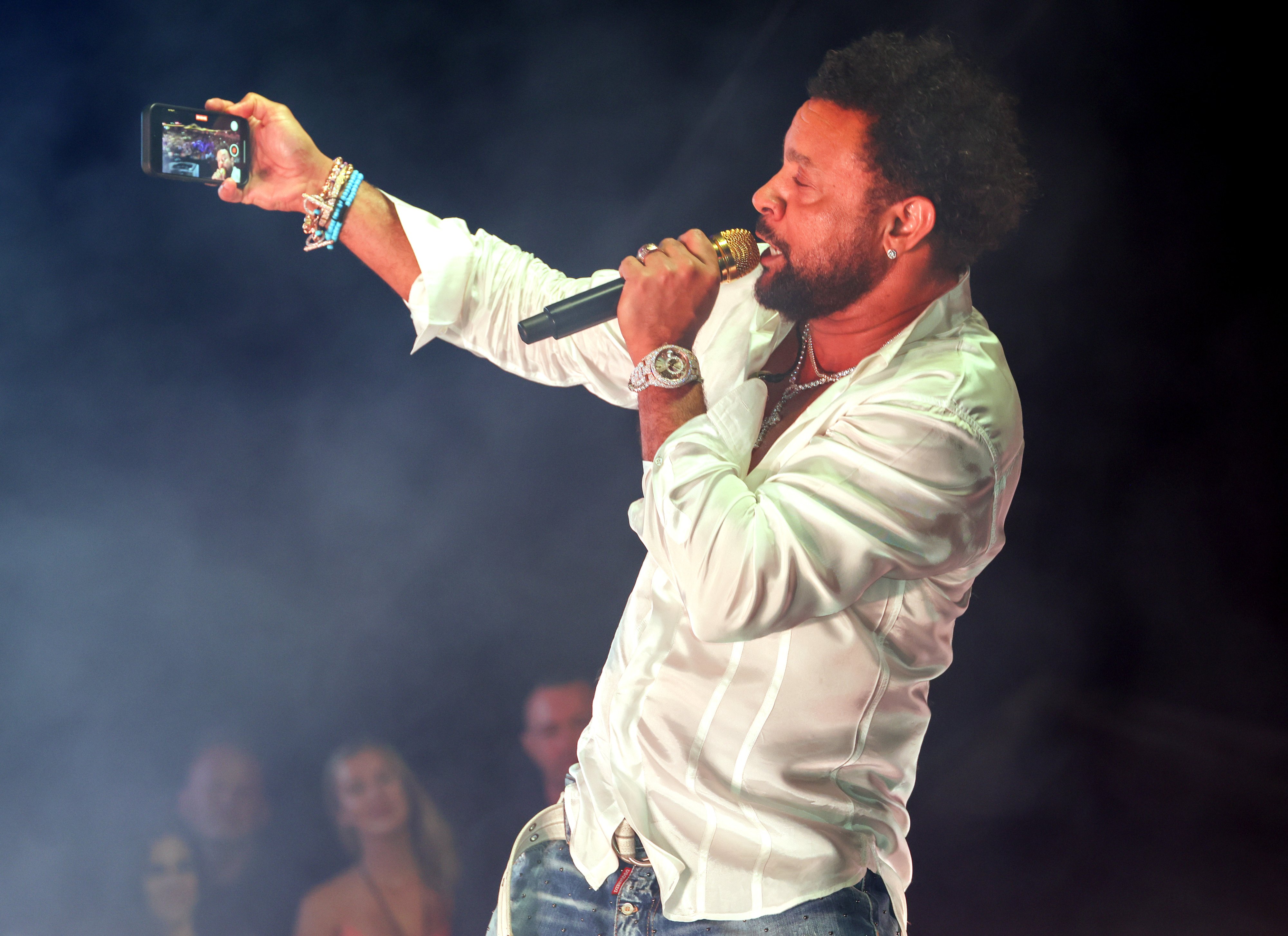 Shaggy Reflects on 25 Years of It Wasn't Me and New Music With Sting ...